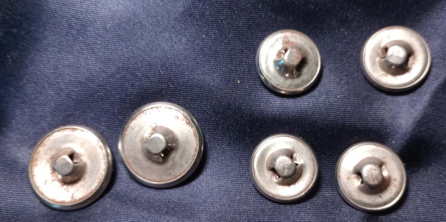 WW1 German style buttons - CAN YOU IDENTIFY THIS? - World Militaria Forum