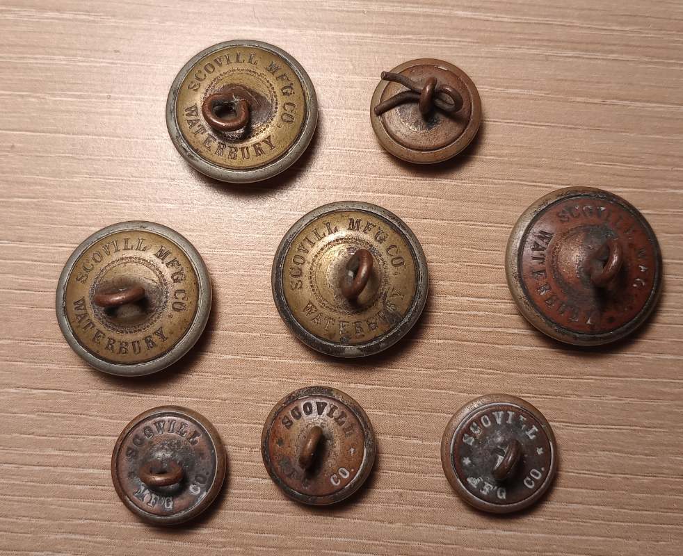 Spanish infantry buttons - SPAIN - World Militaria Forum