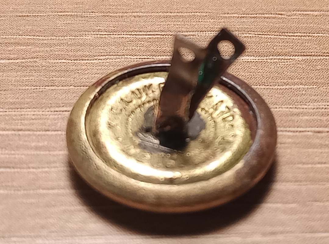 Australian style hat button? - CAN YOU IDENTIFY THIS? - World Militaria ...