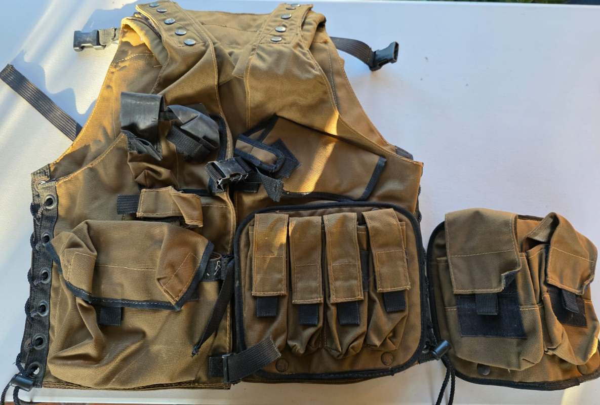 SADF Battle Vest - CAN YOU IDENTIFY THIS? - World Militaria Forum