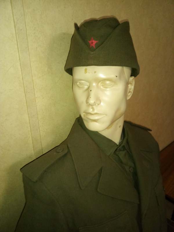 Yugo M77 pattern uniform and cap - OTHER NATIONS OF EUROPE - World ...