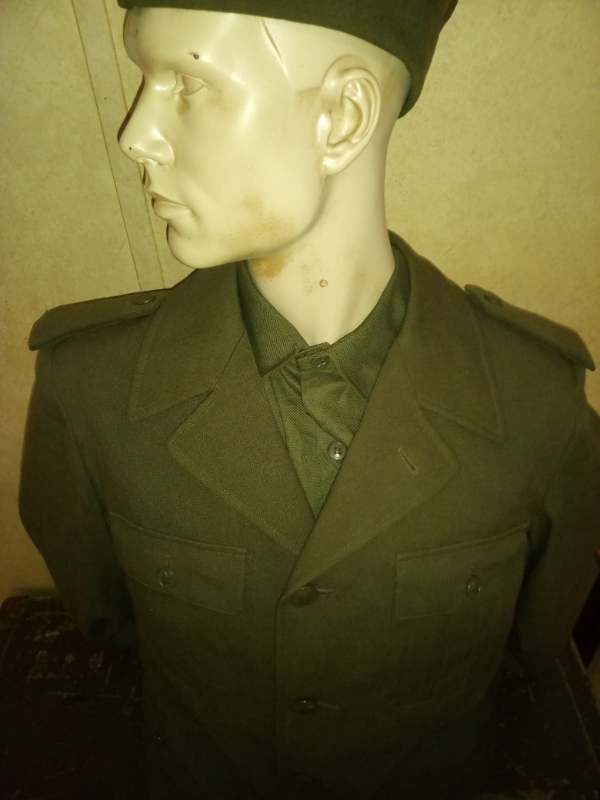 Yugo M77 pattern uniform and cap - OTHER NATIONS OF EUROPE - World ...