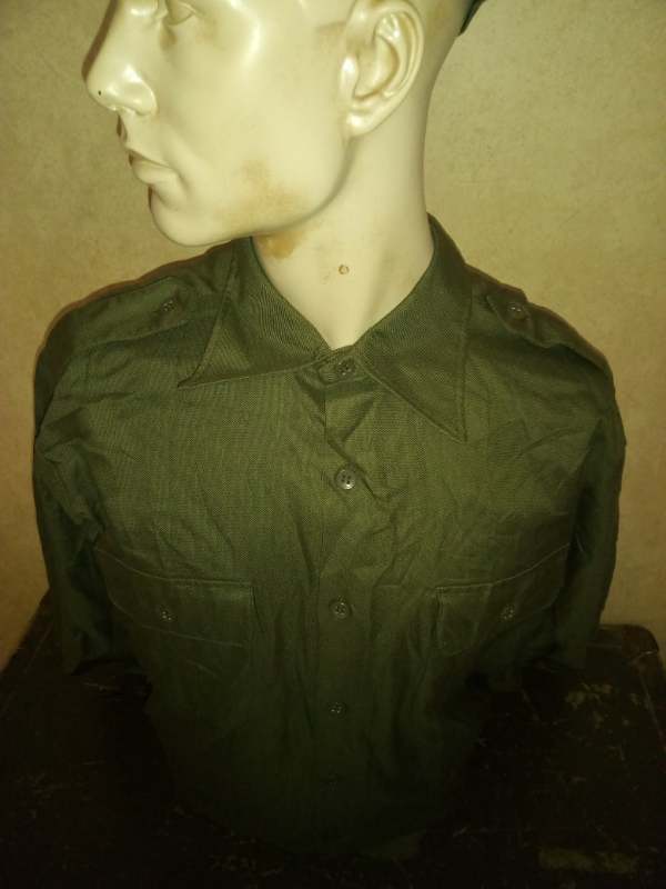 Yugo M77 pattern uniform and cap - OTHER NATIONS OF EUROPE - World ...