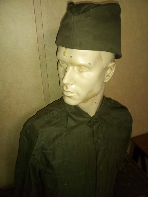 Yugo M77 pattern uniform and cap - OTHER NATIONS OF EUROPE - World ...