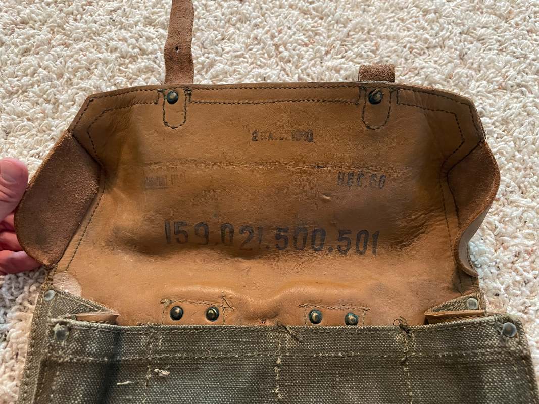 ID Pack/Pouch - CAN YOU IDENTIFY THIS? - World Militaria Forum