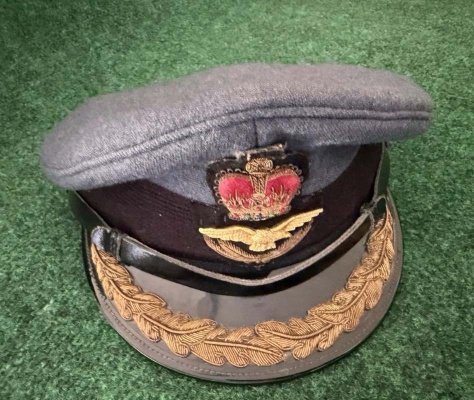 RAF Group Captain’s cap, post-WW2 - The Air Force - World Militaria Forum